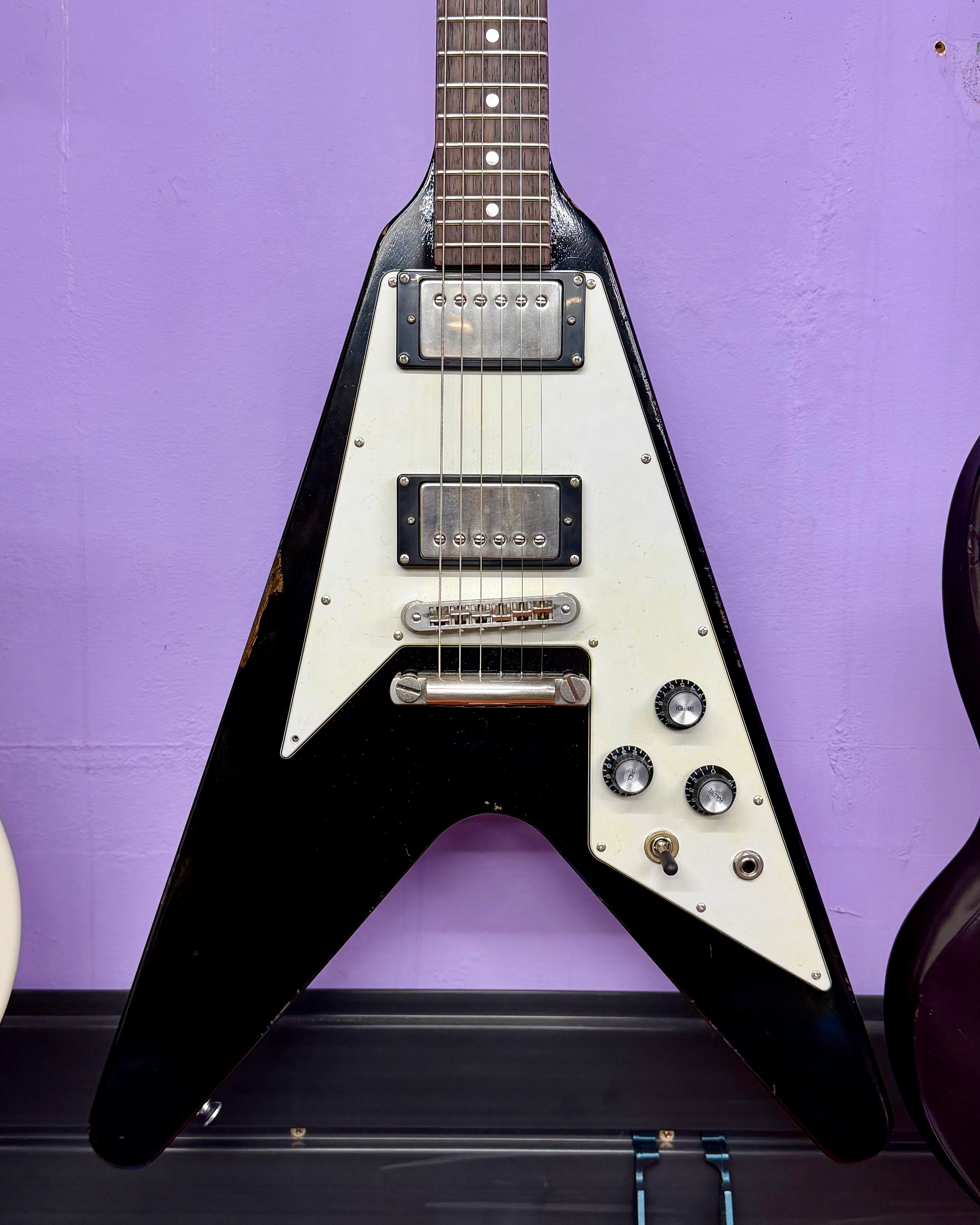 Maybach Jetwing - Black – The Guitar Tech